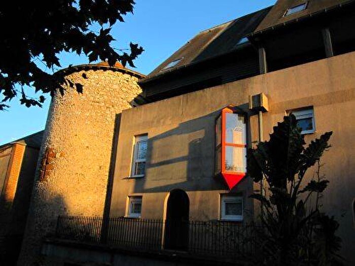 Appartement à louer - Aubigny-sur-Nère - 5 pièces - 4 chambres