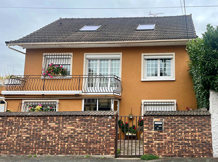 Maison à vendre - Villepinte, Vert Galant - 7 pièces - 5 chambres