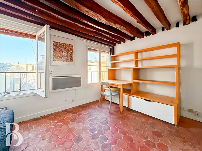 Paris 3ème, Enfants Rouges, Bretagne : Appartement 1 pièce à vendre