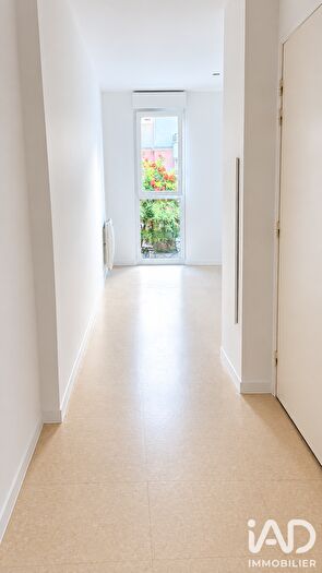 Appartement 1 pièce à Rosny-sous-Bois, Centre Commercial, à vendre