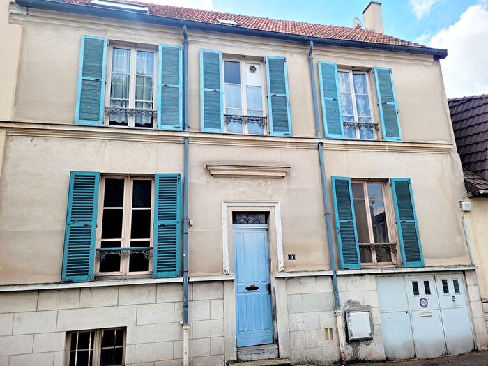 Maison à vendre - Alfortville, Mairie, Gare - 8 pièces - 6 chambres