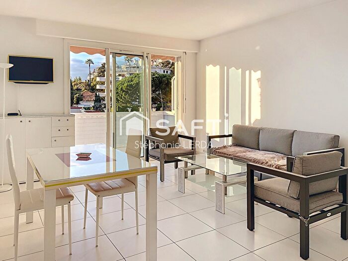 Appartement à vendre - Cannes, Californie Pezou - 2 pièces - 1 chambre