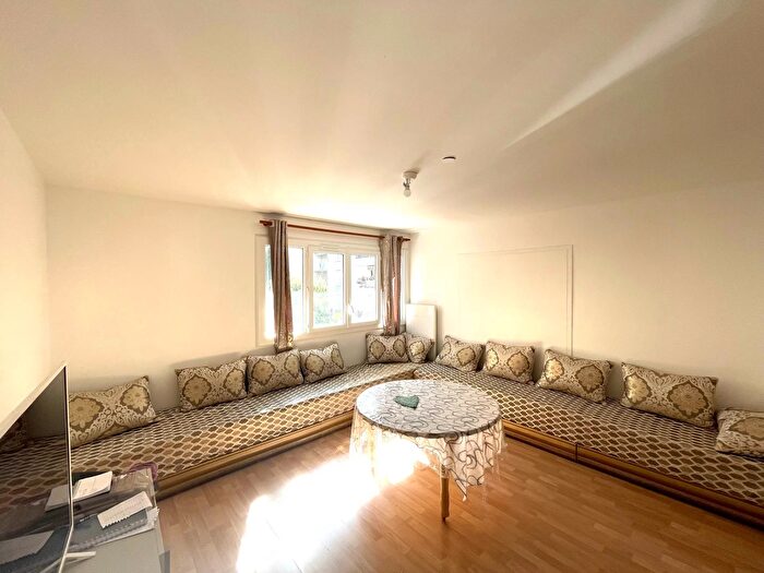 Appartement 4 pièces à Cavaillon, Centre-ville, à vendre