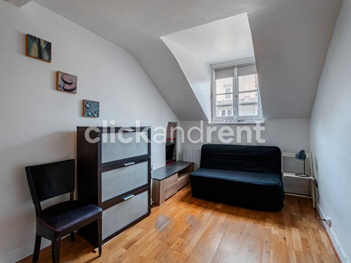 Appartement à louer - Montorgueil-Saint Denis, Paris ème arrondissement - 1 pièce