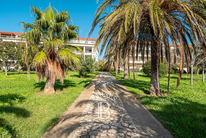 Appartement à vendre - Marseille e , Bonneveine - 1 pièce - 1 chambre