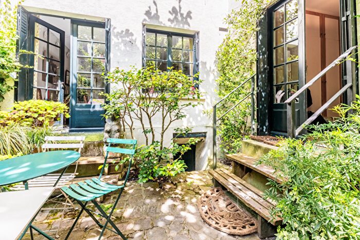 Maison à vendre - Paris e , Pernety - 5 pièces - 3 chambres