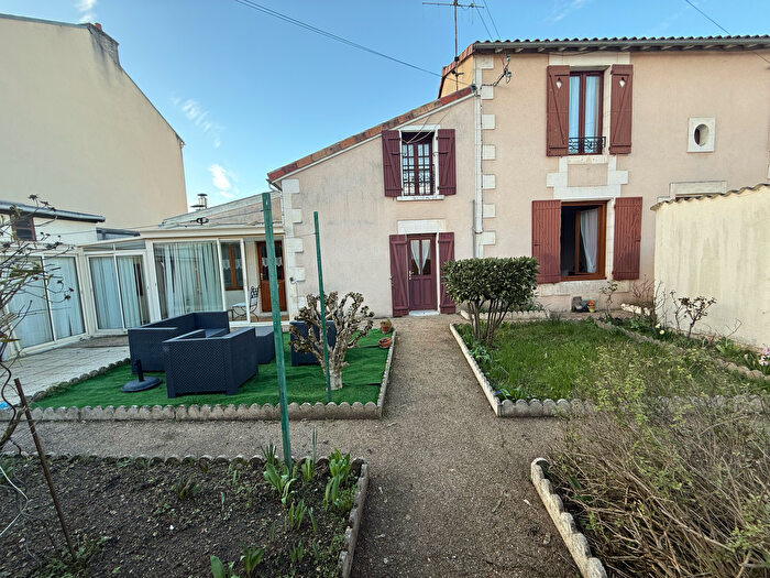 Maison à vendre - Poitiers, Sud - 5 pièces - 3 chambres
