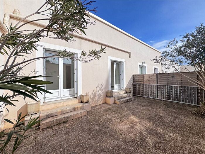 Appartement à louer - Ouest, Saint-Paul-Trois-Châteaux - 3 pièces - 2 chambres