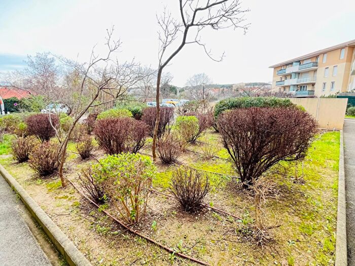 Appartement à vendre - Marseille e , La Delorme - 2 pièces - 1 chambre