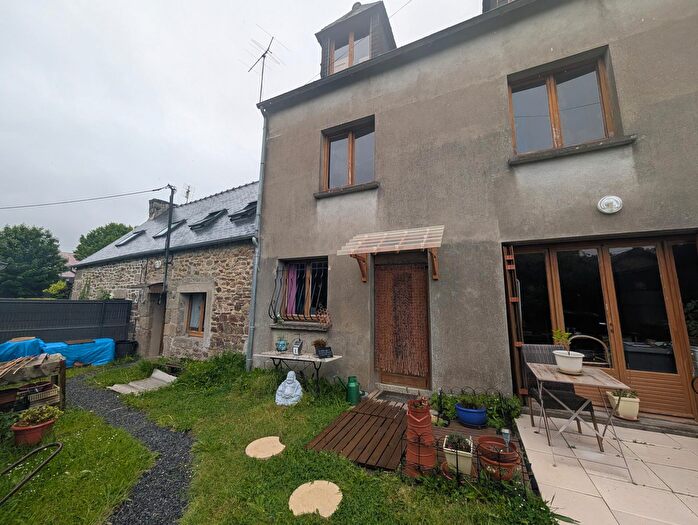 Maison 5 pièces à Callac, à vendre
