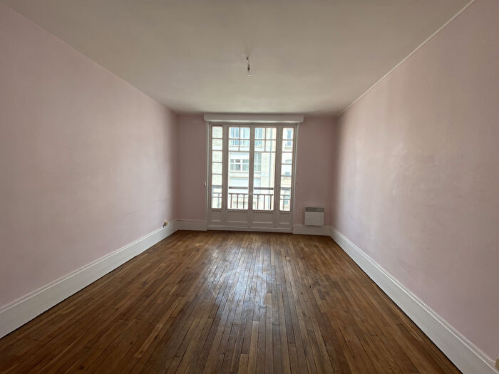 Reims, Centre-ville : Appartement 2 pièces à louer