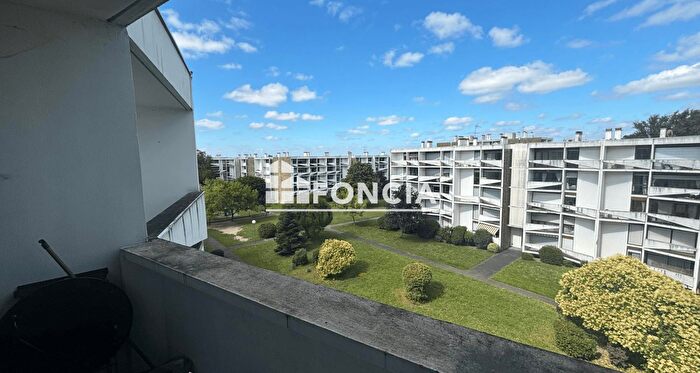 Pessac, Compostelle, La Paillère : Appartement 2 pièces à vendre