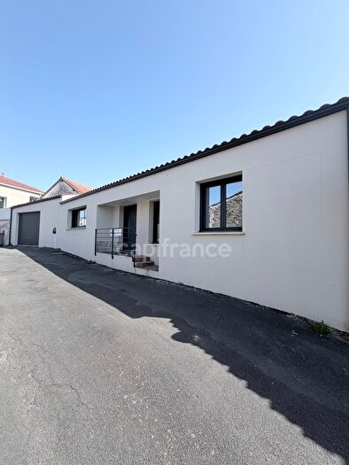 Maison 4 pièces à vendre - La Garnache