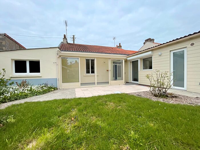 Maison à louer - Cholet, Tuilerie - 5 pièces - 3 chambres