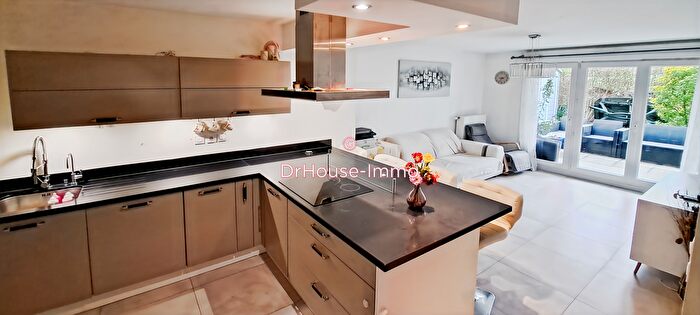 Appartement à vendre - Sucy-en-Brie, Rond dOr - 3 pièces - 2 chambres