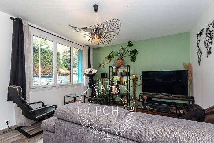 Appartement à louer - Ernest Renan-Chataigneraie, Sèvres - 3 pièces - 2 chambres