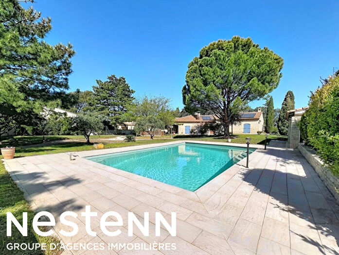 Maison 5 pièces à vendre à Sénas