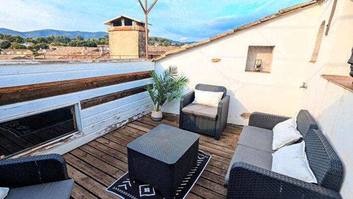 Maison à vendre - Lauris - 6 pièces - 3 chambres