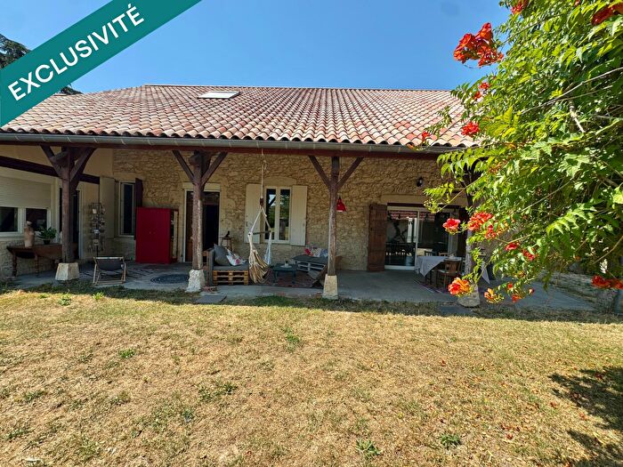 Maison 6 pièces à Laroque-Timbaut, à vendre