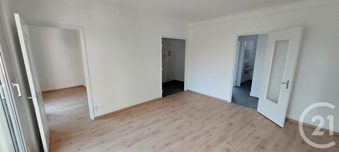 Appartement 4 pièces à Mulhouse, Centre historique, à louer