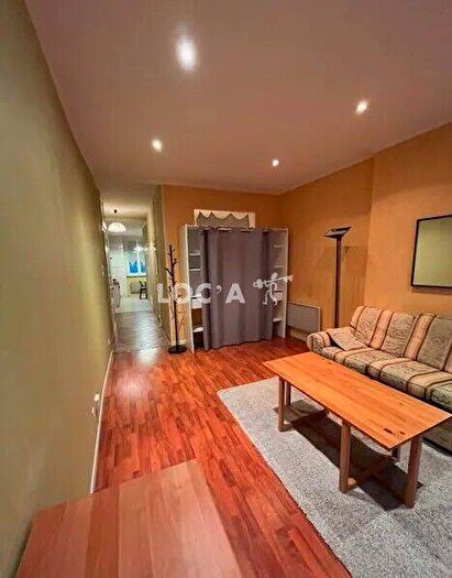 Appartement à louer - Lyon ème arrondissement - 2 pièces - 1 chambre