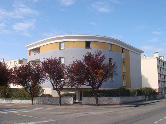 Appartement à louer - Tournon-sur-Rhône - 3 pièces - 1 chambre