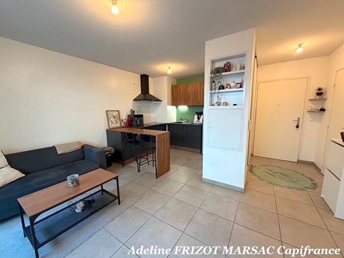 Appartement 2 pièces à vendre - Saint-Priest, Menival