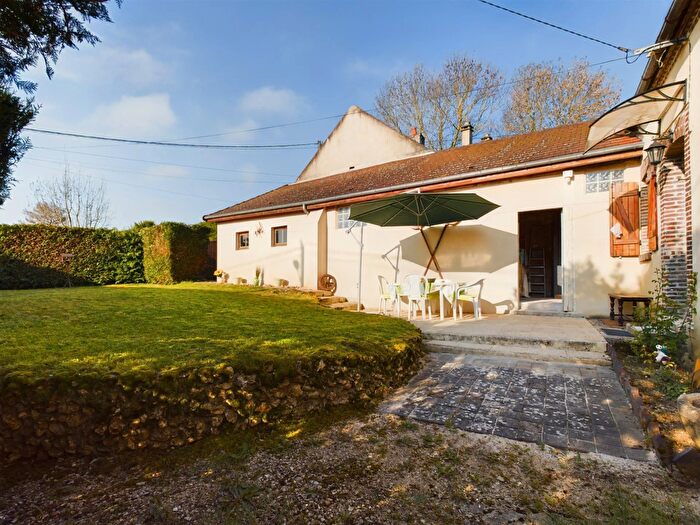 Maison à vendre - Saint-Mards-en-Othe - 4 pièces - 3 chambres