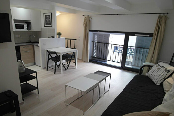 Marseille er, Thiers - Appartement 1 pièce à louer
