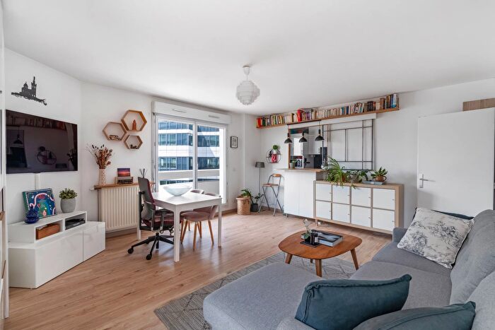 Levallois-Perret, Eiffel : Appartement 3 pièces à vendre