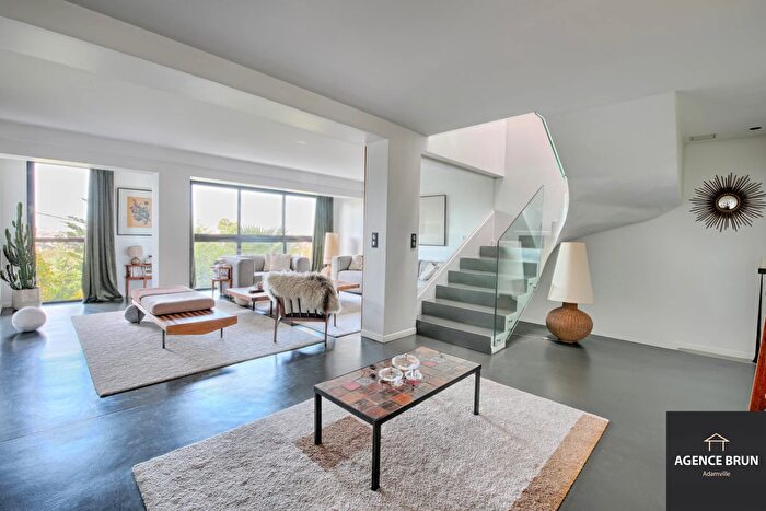 Maison à vendre - Chennevières-sur-Marne, Marne, Coteau Nord - 6 pièces - 4 chambres