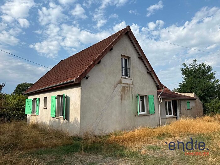 Saint-Pourçain-sur-Besbre - Maison 4 pièces à vendre