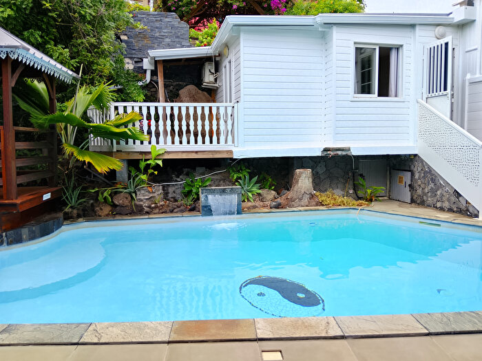 Saint-Pierre, Terre Sainte, Université : Appartement 2 pièces à vendre