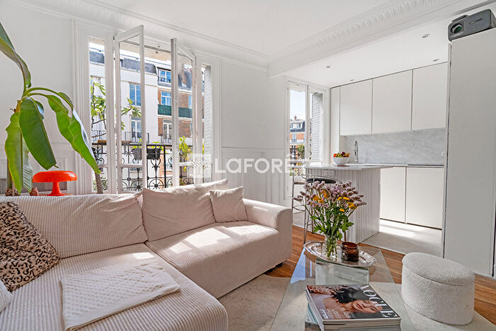 Appartement 3 pièces à vendre à Paris 16ème, Porte de Saint-Cloud, Auteuil-Sud