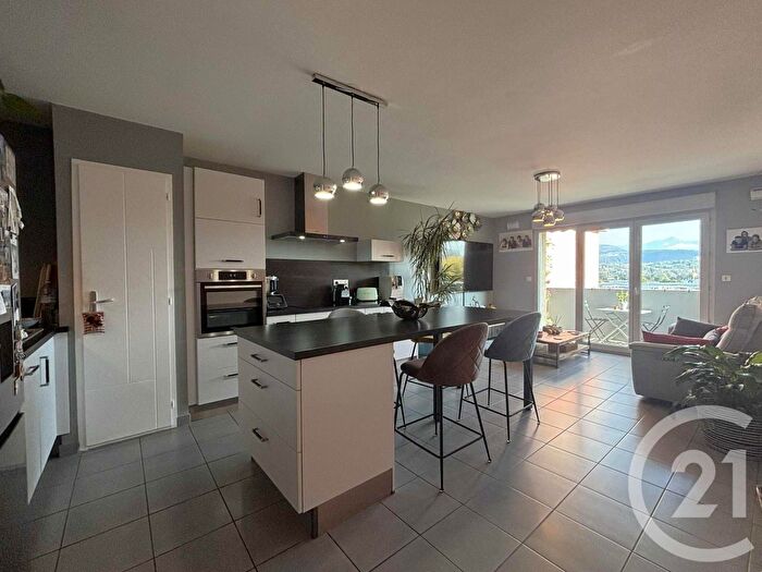 Appartement à vendre - La Motte-Servolex - 3 pièces - 2 chambres