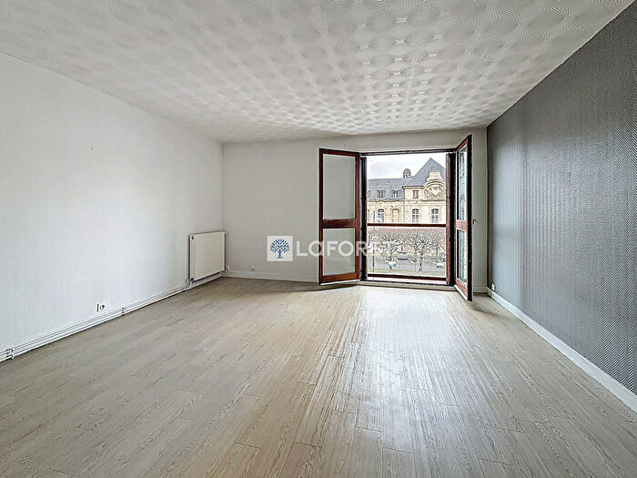 Appartement à vendre - Saint-Cyr-lécole, Hôtel de ville - 1 pièce