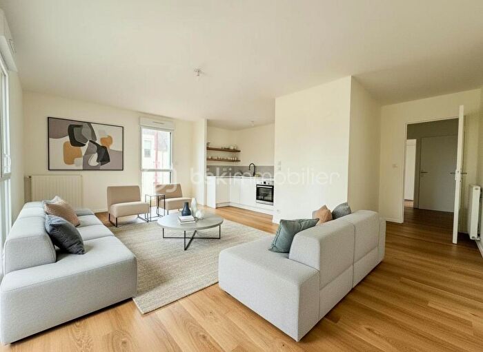 Appartement à vendre - Saint-Erblon - 3 pièces - 2 chambres