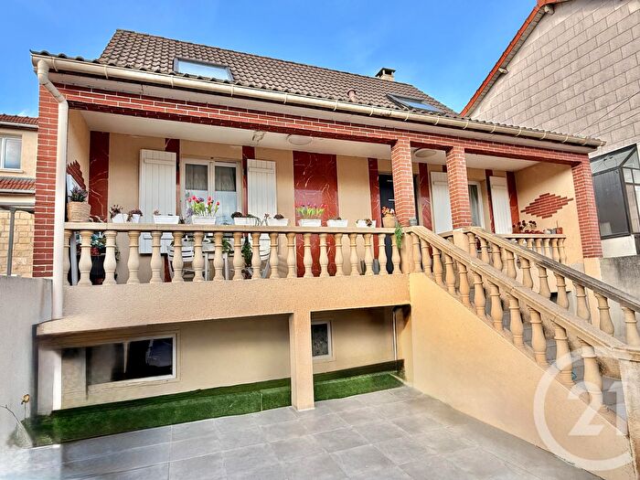 Maison à vendre - Goussainville, Buttes Chaumont, Buttes aux Oies, Grand Pré, Demoiselles - 6 pièces - 3 chambres