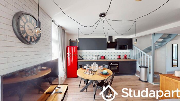 Appartement à louer - Saint Sauveur, Arras - 1 pièce - 2 chambres