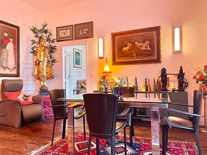 Appartement à vendre - Saint-Jean-de-Luz, Centre-ville - 3 pièces - 2 chambres