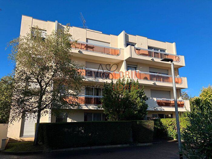 Appartement à louer - Le Pecq - 3 pièces - 2 chambres