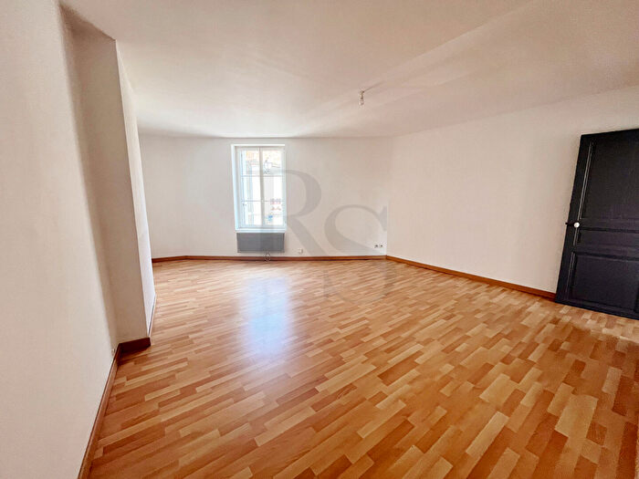 Appartement à louer - Boucé - 2 pièces - 1 chambre