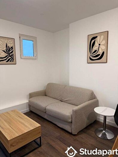 Appartement à louer - Bergère-Moulin, Puteaux - 1 pièce