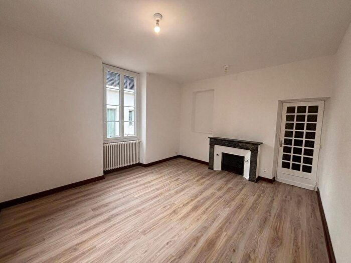 Appartement à louer - Rive Gauche, Aire-sur-lAdour - 3 pièces - 2 chambres