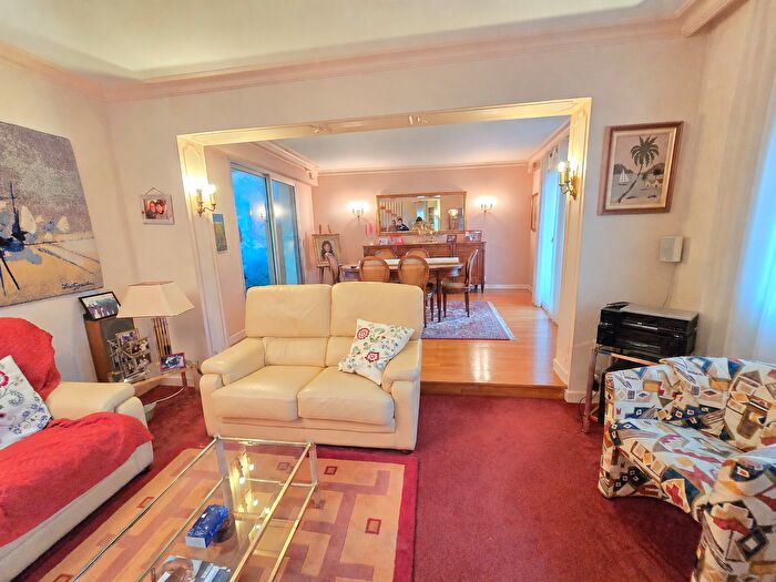 Maison 5 pièces à Saint-Yorre, à vendre