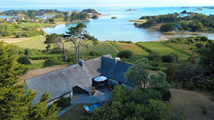 Maison 7 pièces à vendre à Penvénan