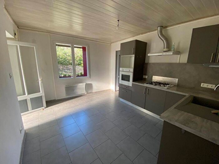 Appartement à louer - Les Mages - 2 pièces - 2 chambres