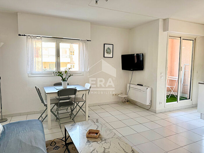 Appartement à louer - Cannes, Bocca Sud - 2 pièces - 1 chambre