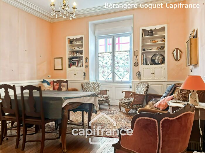 Le Mans, Leclerc, Courboulay : Maison 9 pièces à vendre