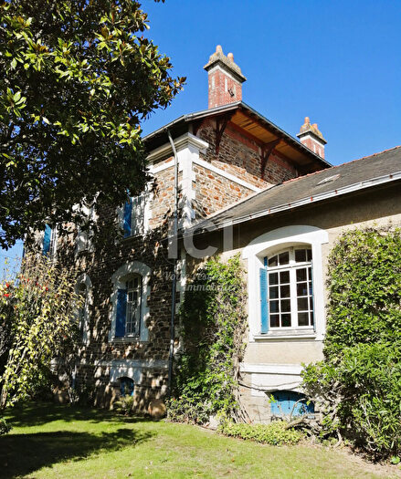 Maison à vendre - Sainte-Luce-sur-Loire - 7 pièces - 5 chambres